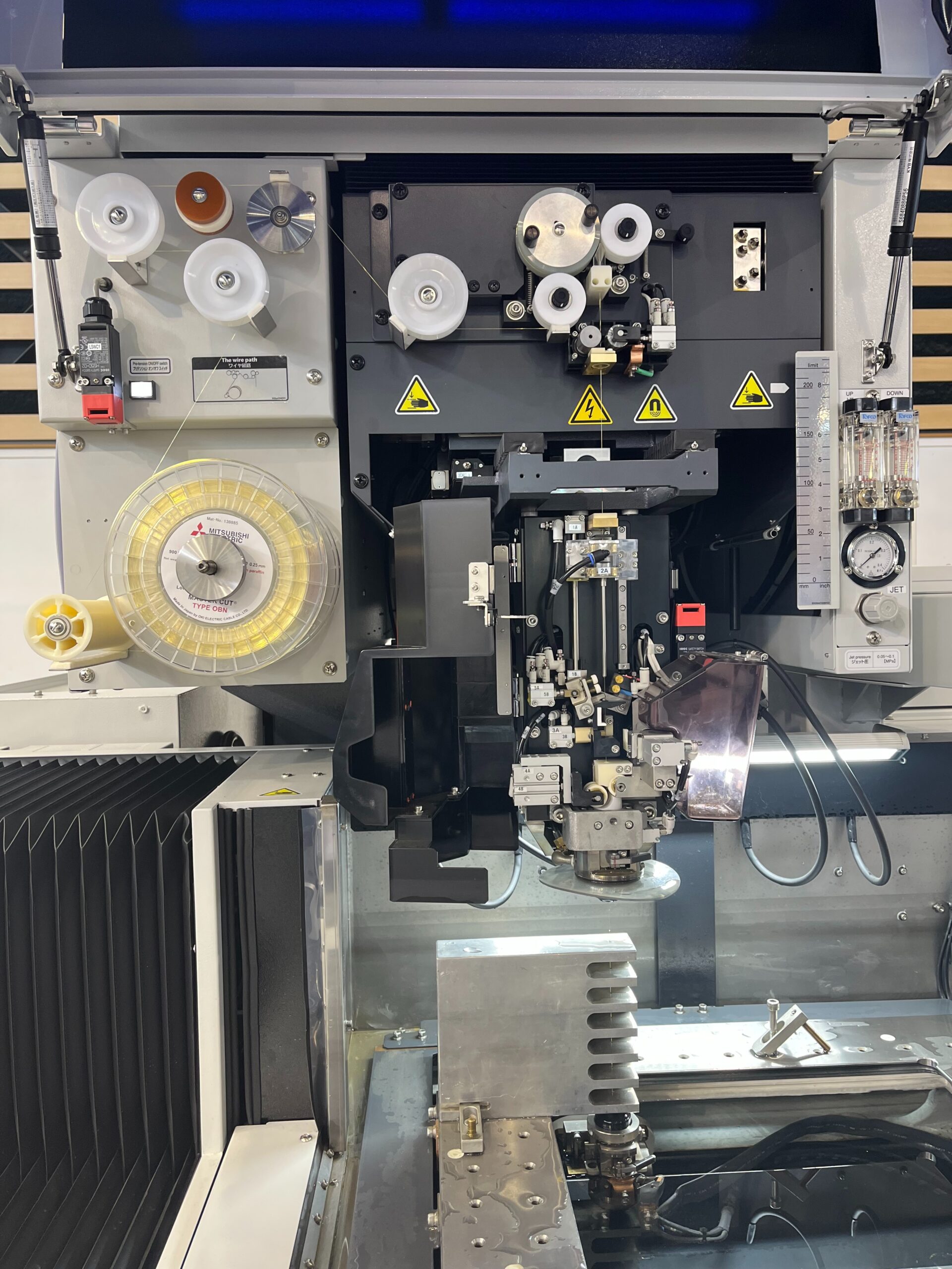 Électro-érosion à fil - BEC industrie